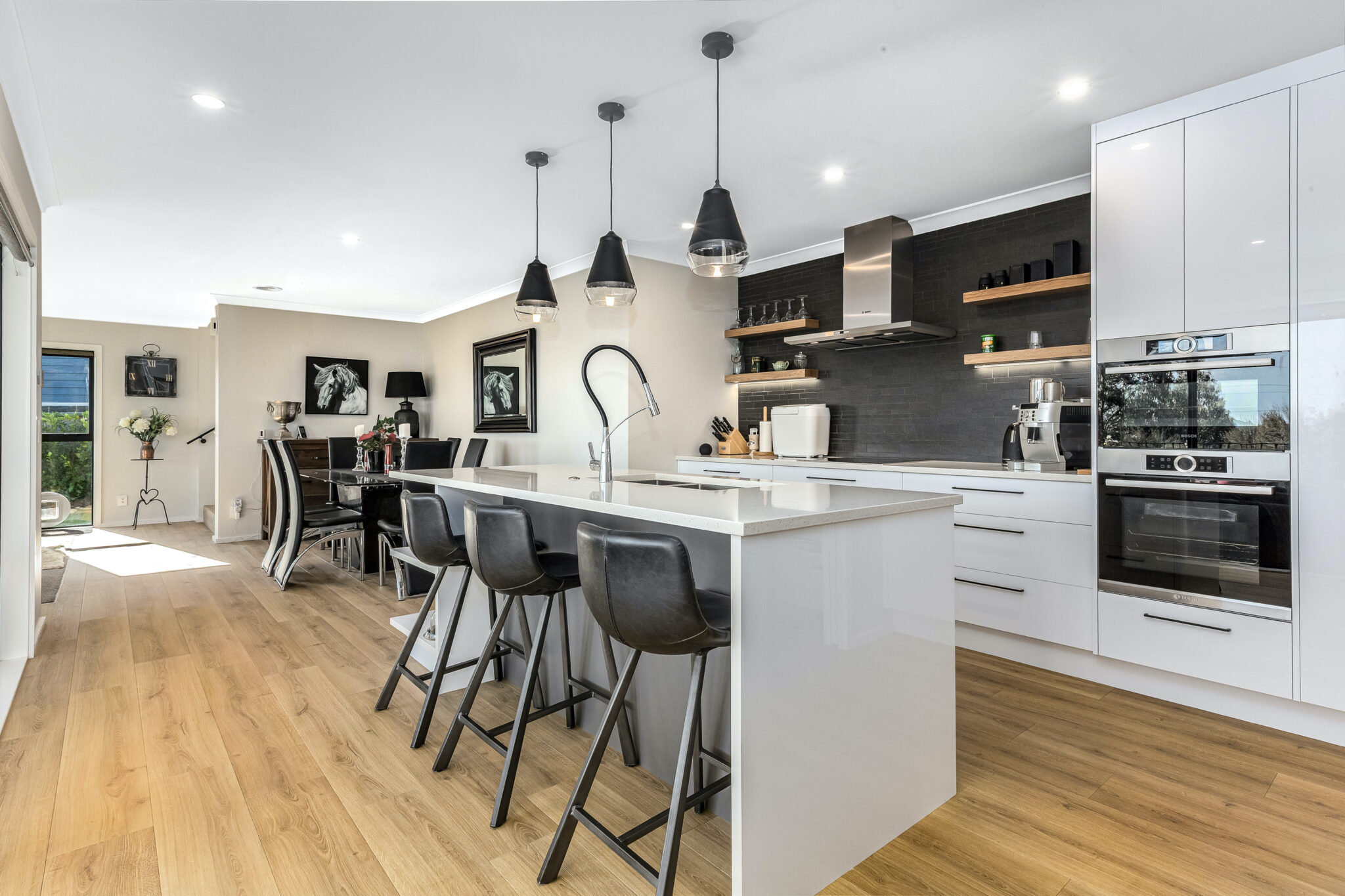 66 Endeavour Drive, Whitby - Tommys Real Estate