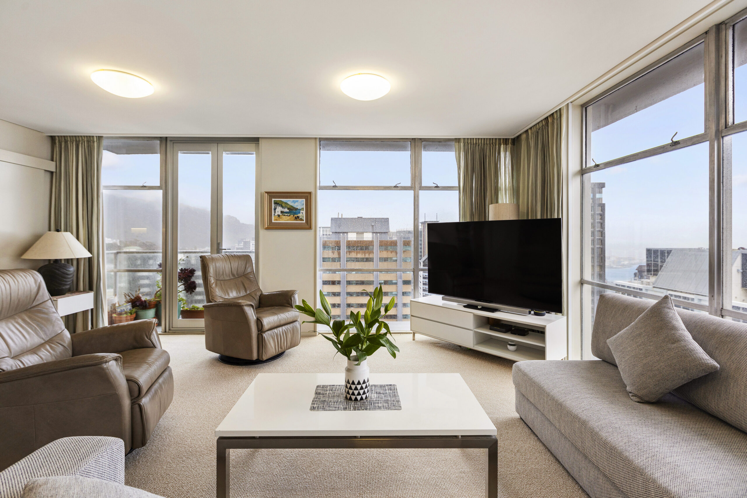 16/189 The Terrace, Te Aro - Tommys Real Estate
